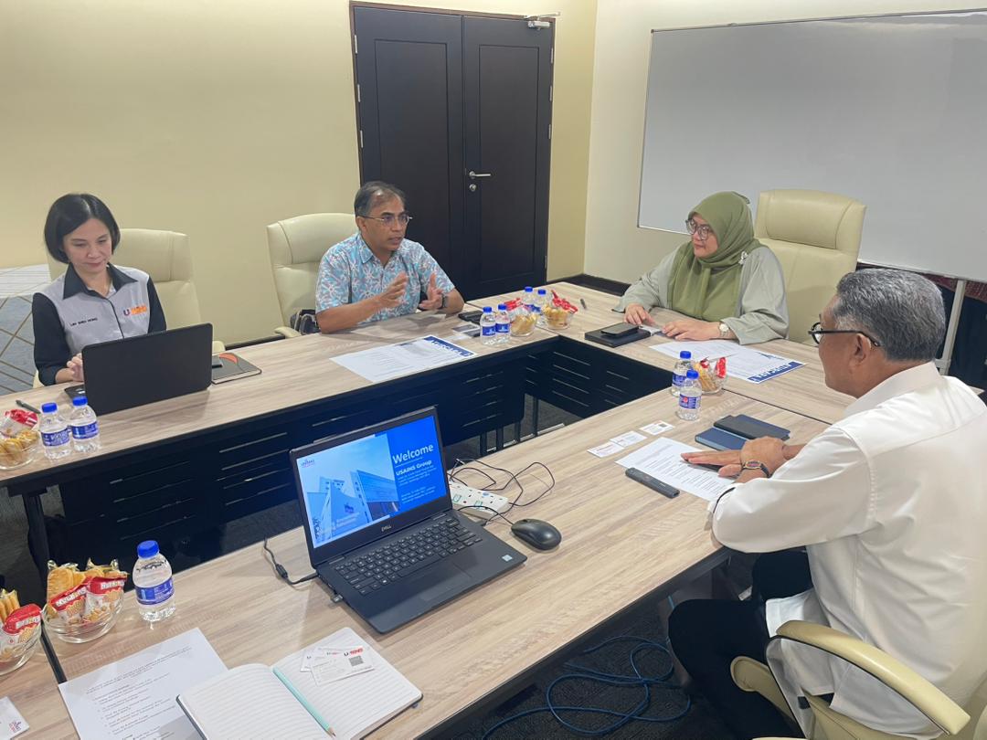 USAINS Biomics Visits UNIMAS UNIMAS Holdings Sdn. Bhd.